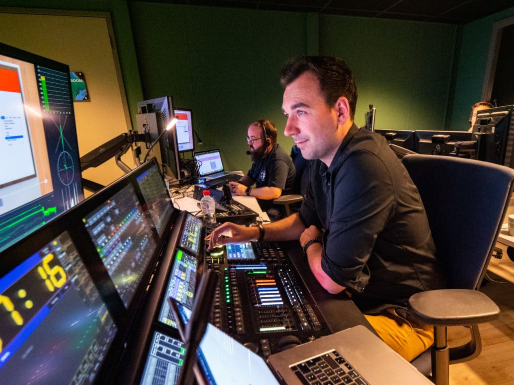 Studio - Live Legends